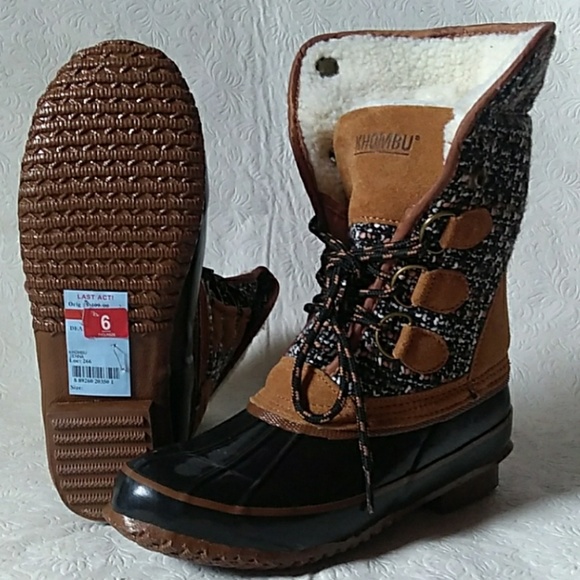Khombu | Shoes | Nwt Khombu Jenna Shearling Lined Laceup Duck Boot ...